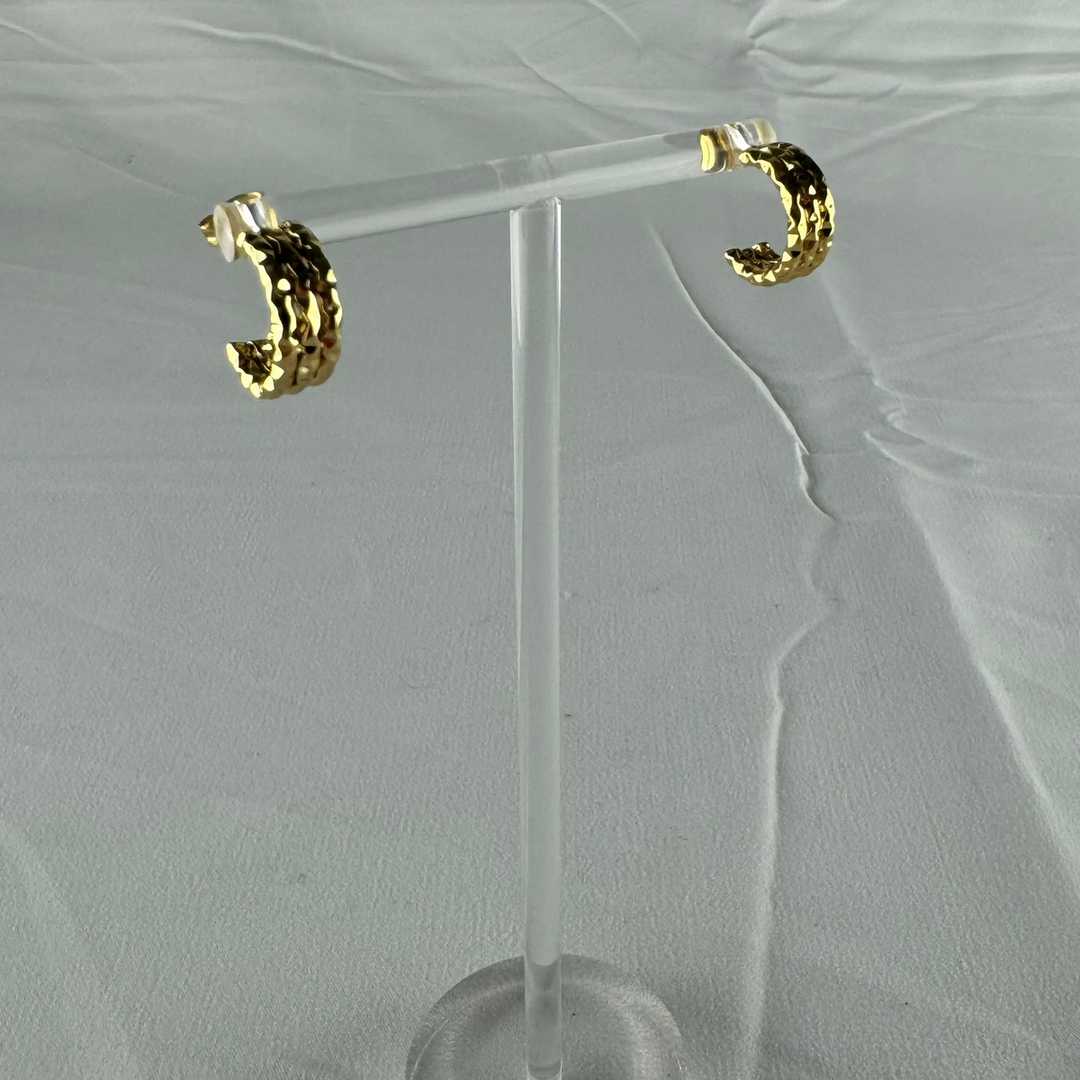 Eloise Mini Hoop Earrings - Gold – Annie Finch Boutique